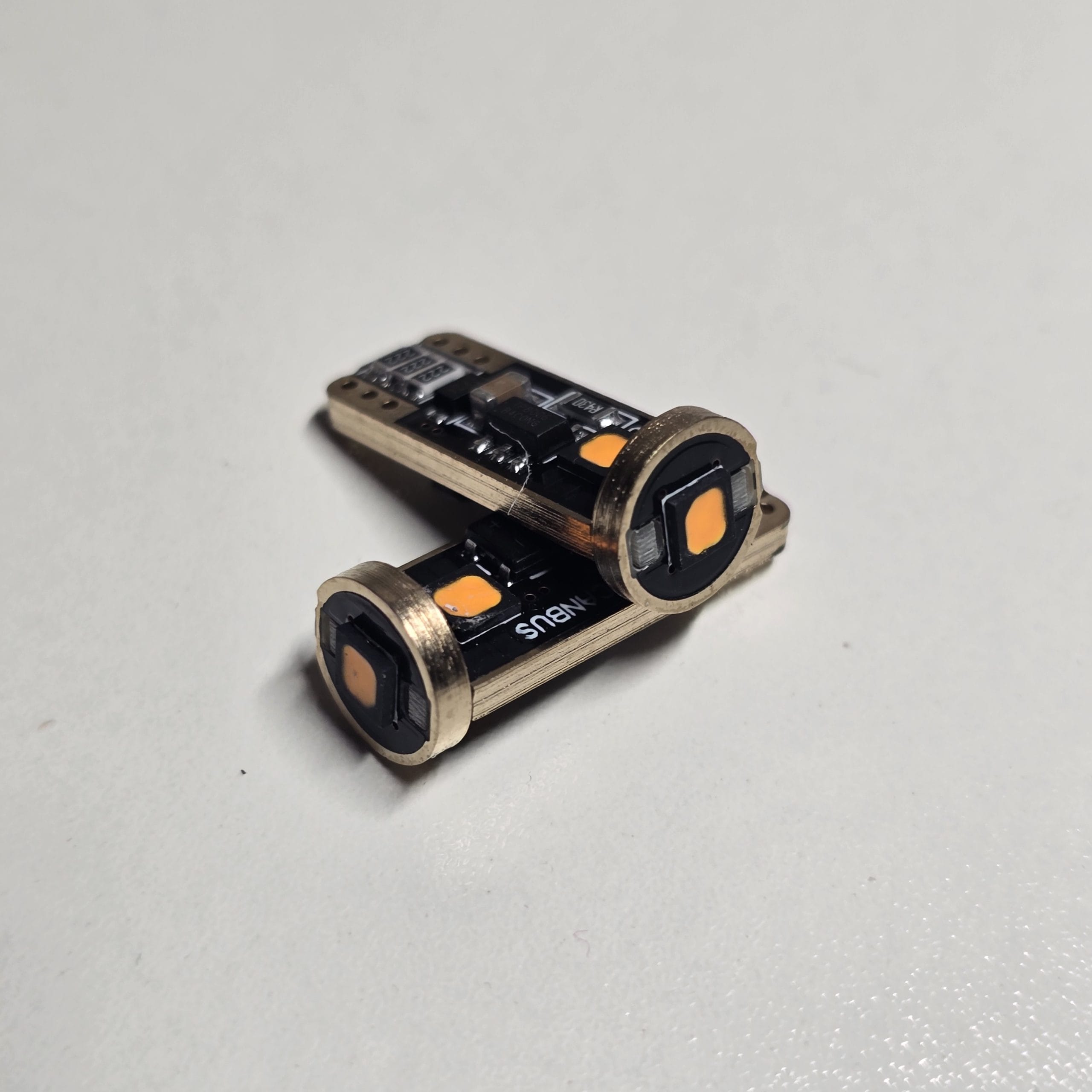 Amber/оранжави 12-24V led canbus w5w 3838 SMD диодни крушки Т10 ...
